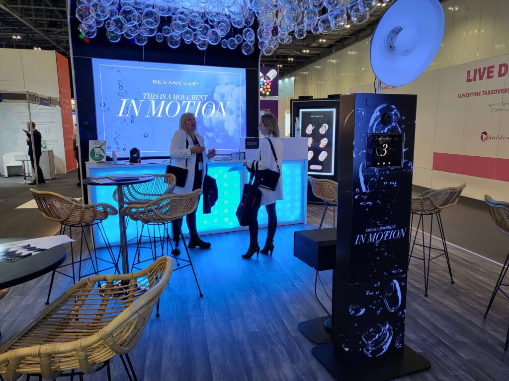 Brand Booth para Eventos - Fotomatón Premium | LiveShot